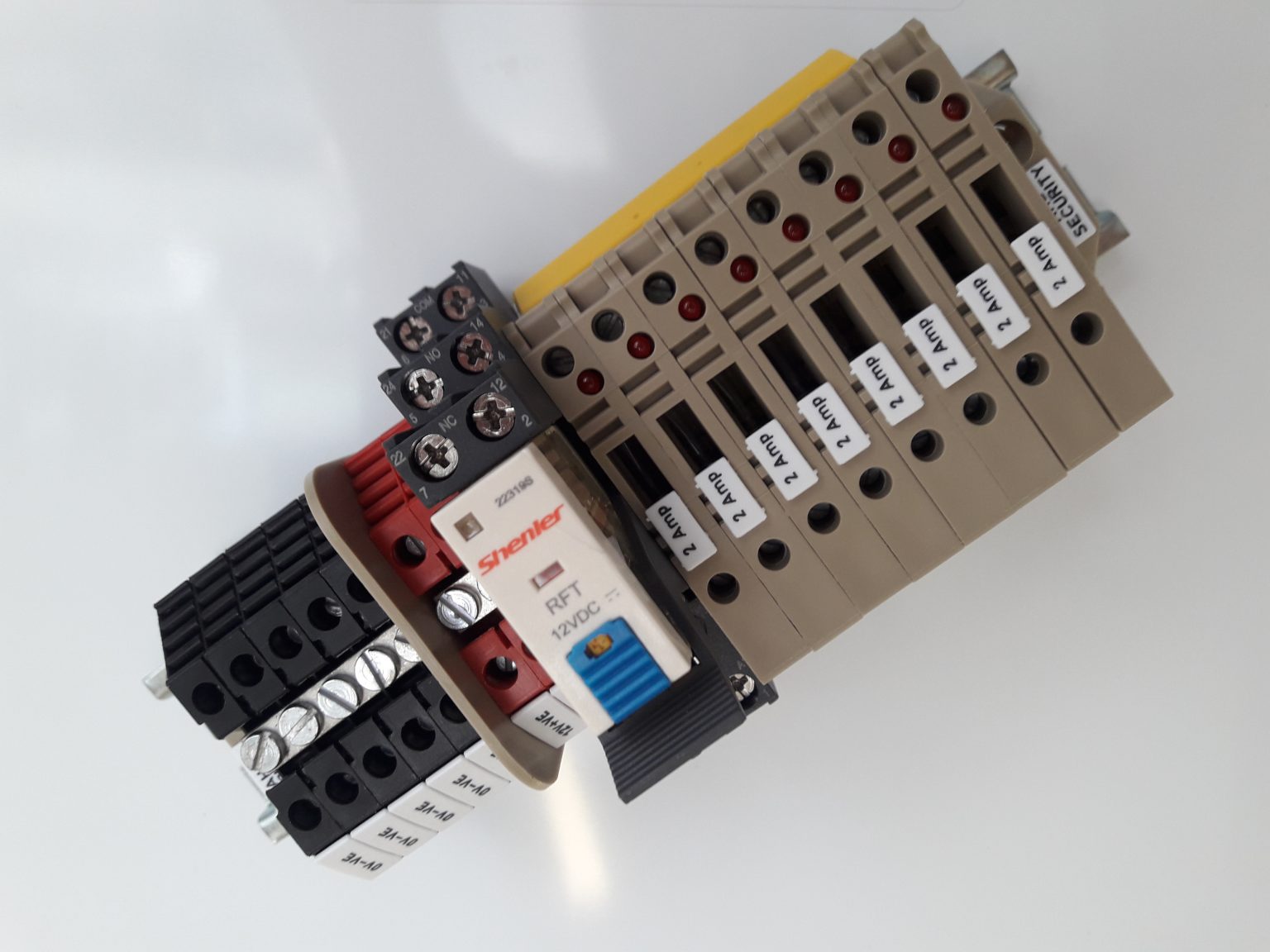 AHS Power Distribution Module 8 way - Architectural Hardware Supplies ...